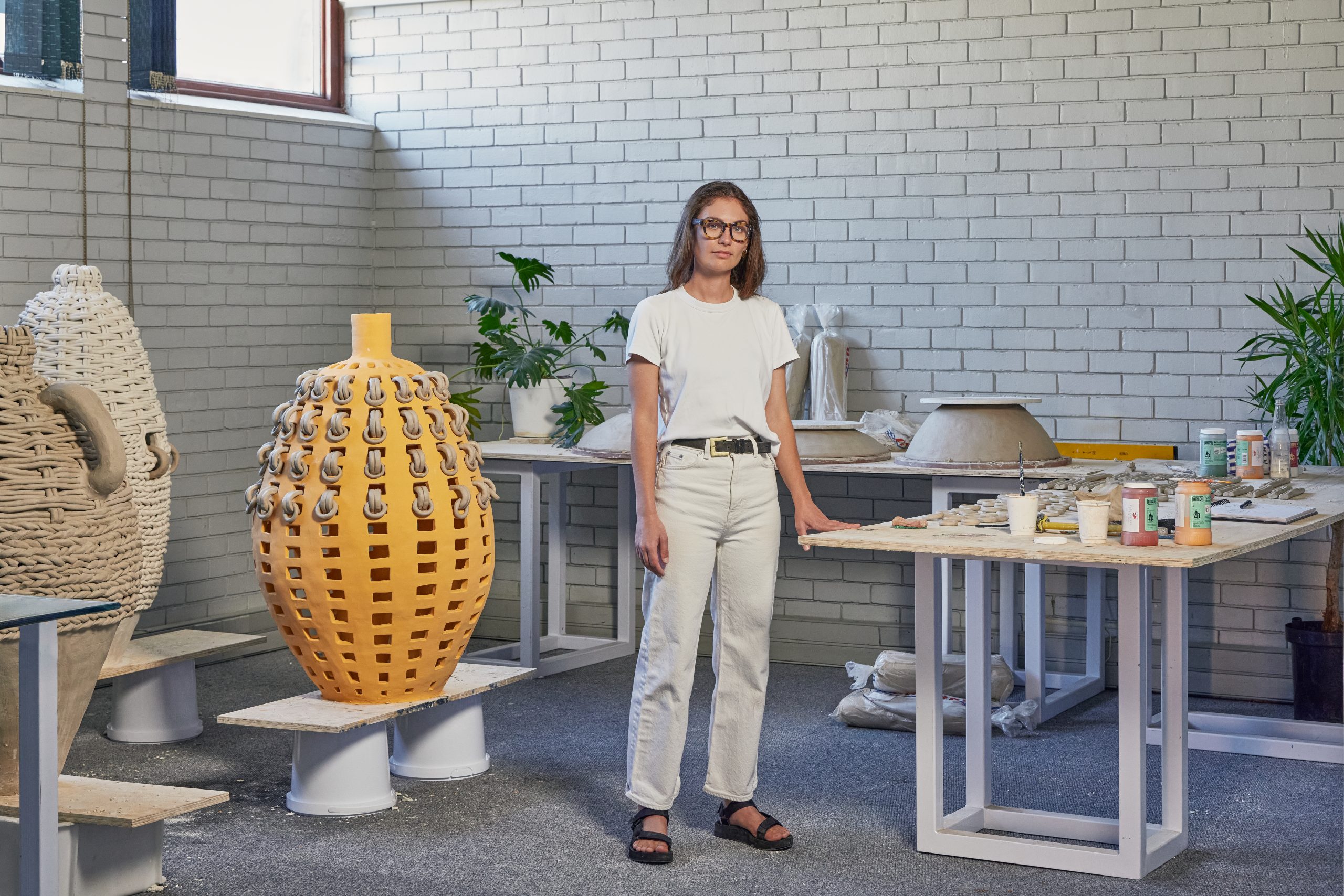 Commanding Presence: Xanthe Somers’ ‘Invisible Hand’ at Southern Guild